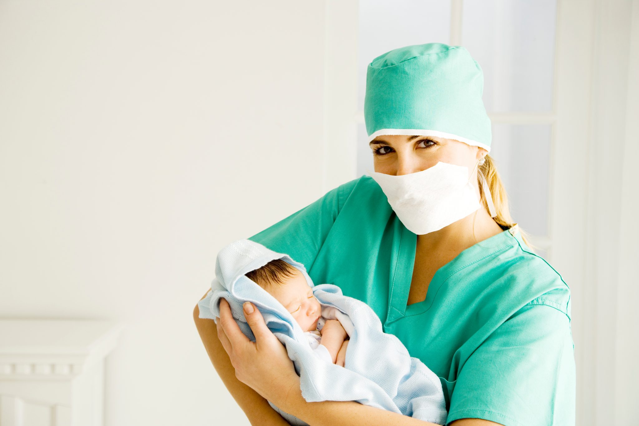 Tout savoir sur le métier de sage-femme