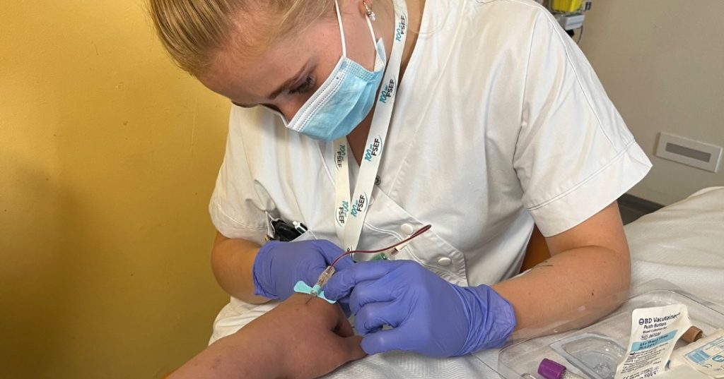 Alice Bonnet, infirmière : entre défis et récompenses de la profession ...